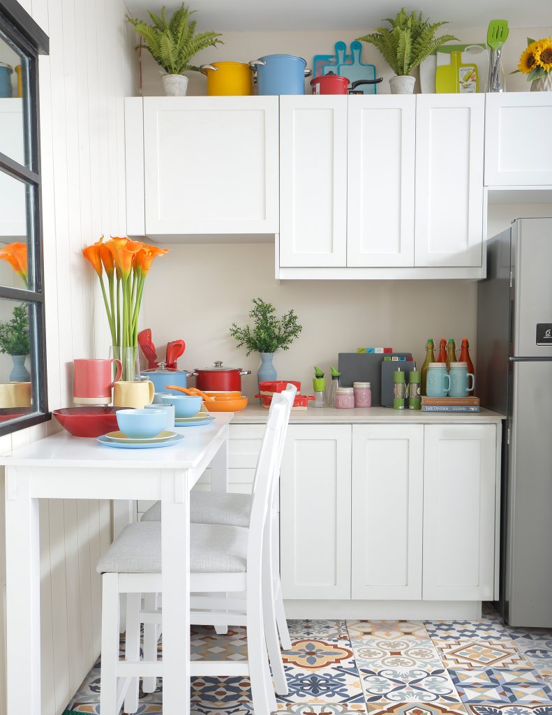 Renovating Tips for Keeping Your Kitchen Cool in the Summer | AllHome